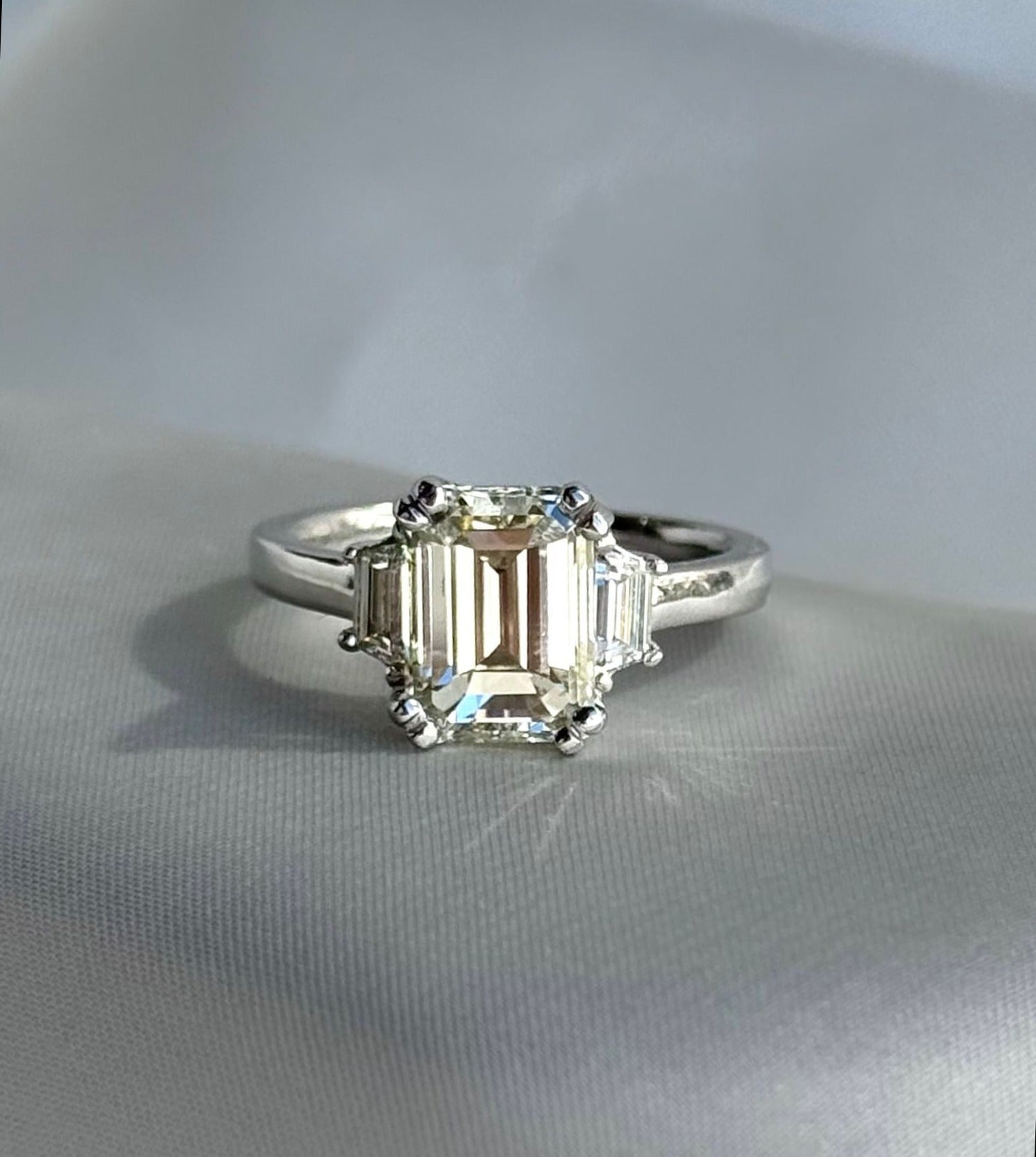 Emerald Cut Diamond with Trapezoid Side Stones Engagement Ring – Jahan ...
